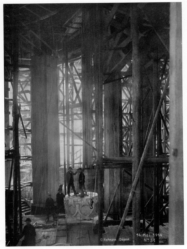 Rudolf Steiner's First Goetheanum: Construction and Models